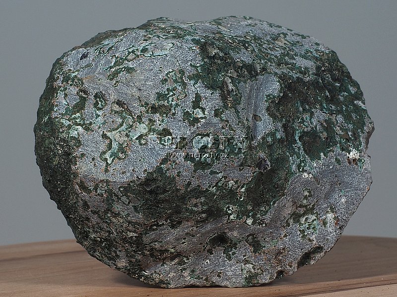 Ametystová geoda, 13 cm, 0.865 kg