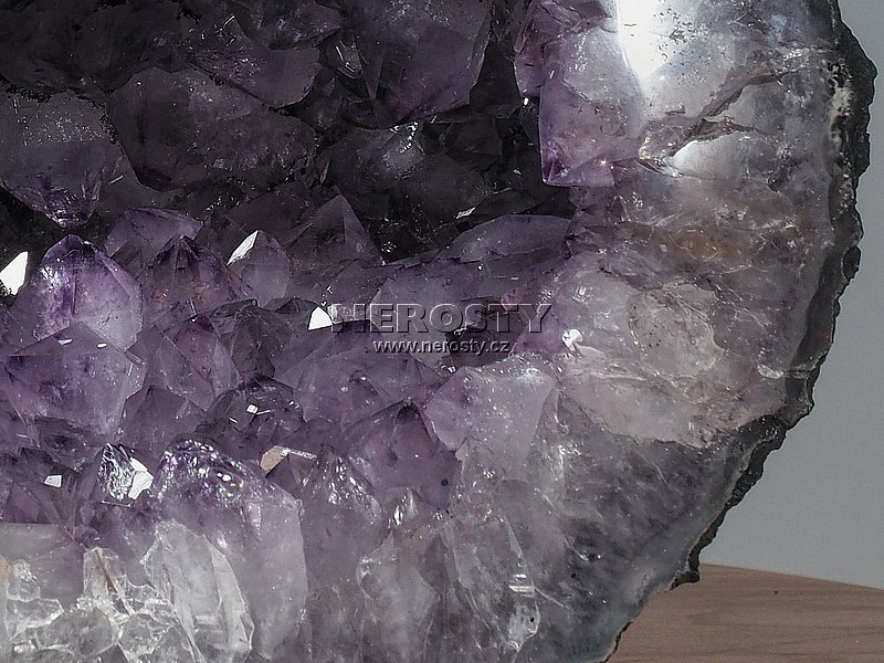 Ametystová geoda, 15 cm, 2.597 kg
